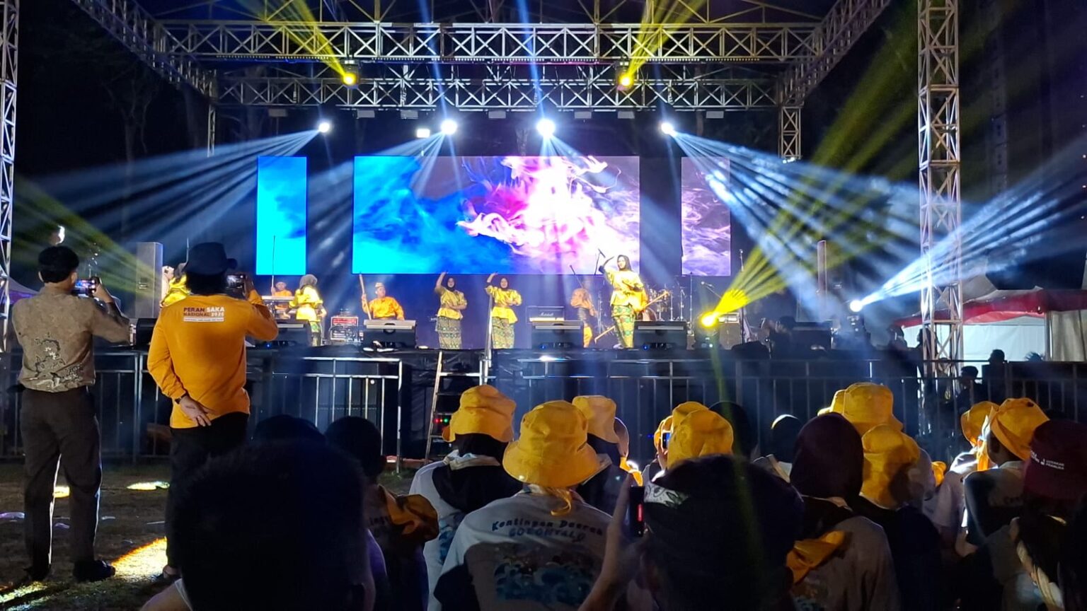 Kontingen Kalimantan Utara Tampilkan Tarian Panen Raya di Peran Saka ...